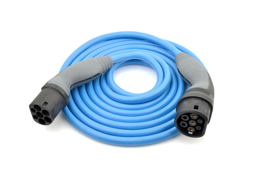 Welches Ladekabel brauchen Sie für Ihr E-Auto? | enomo.de